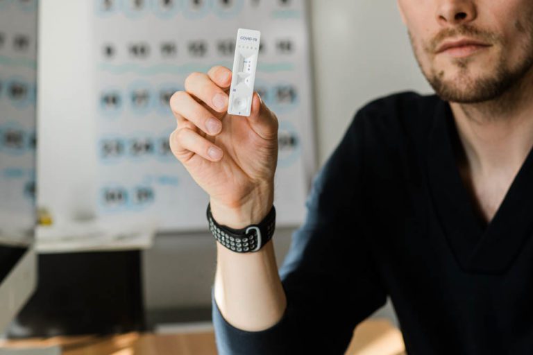 How Does Rapid COVID Test Work? - Rapid Test & Trace Canada